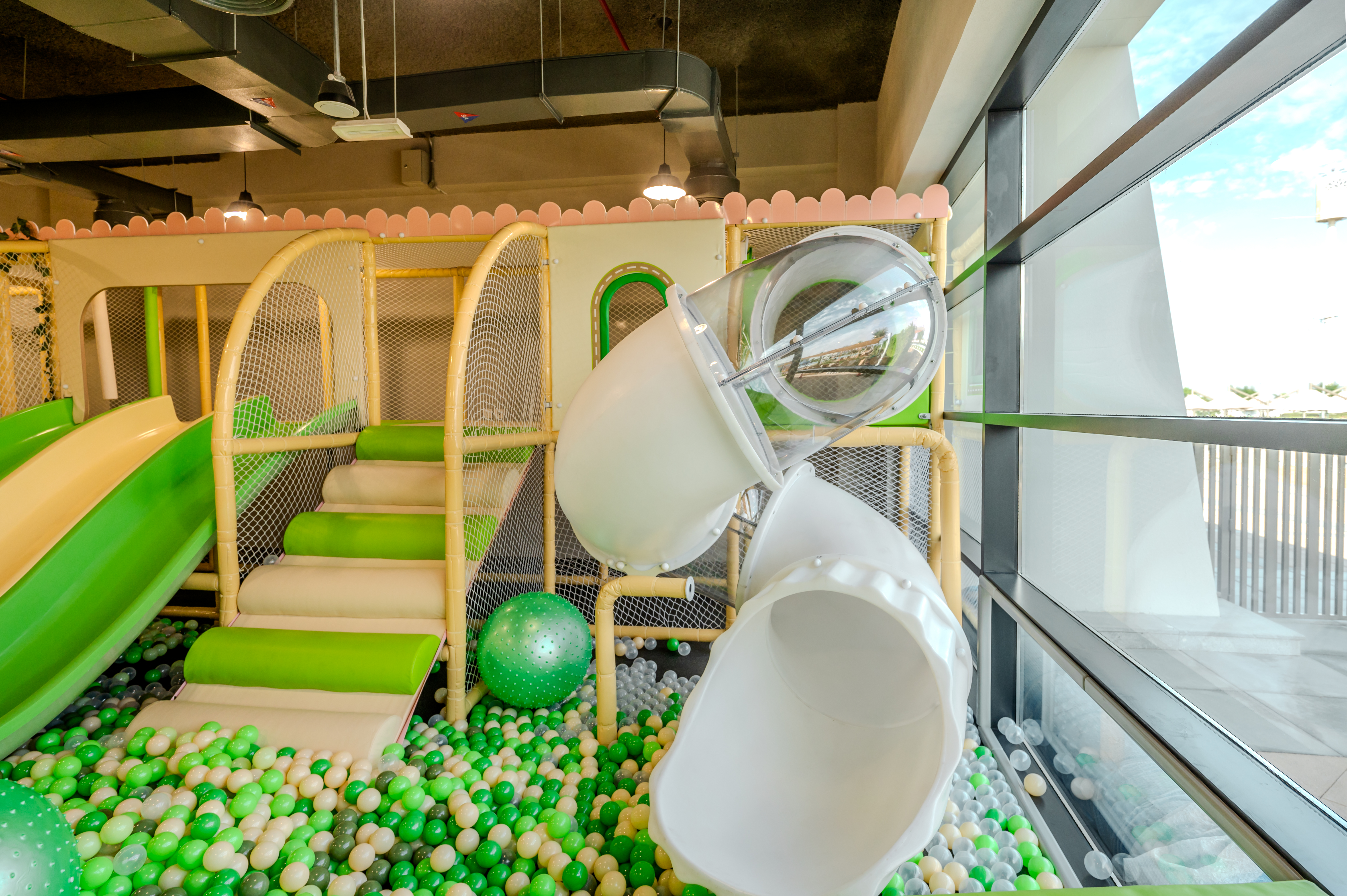 Little Acres Kids Club l Yas Acres Golf & Country Club