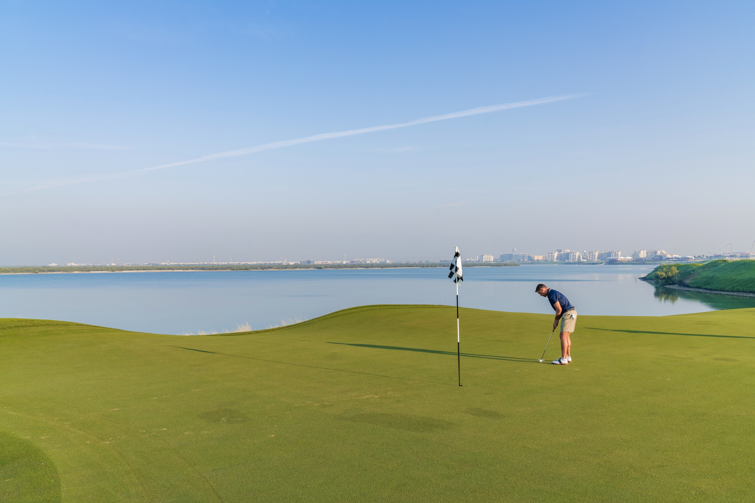 Yas Links: The Middle East's First Links Course | Viya Golf