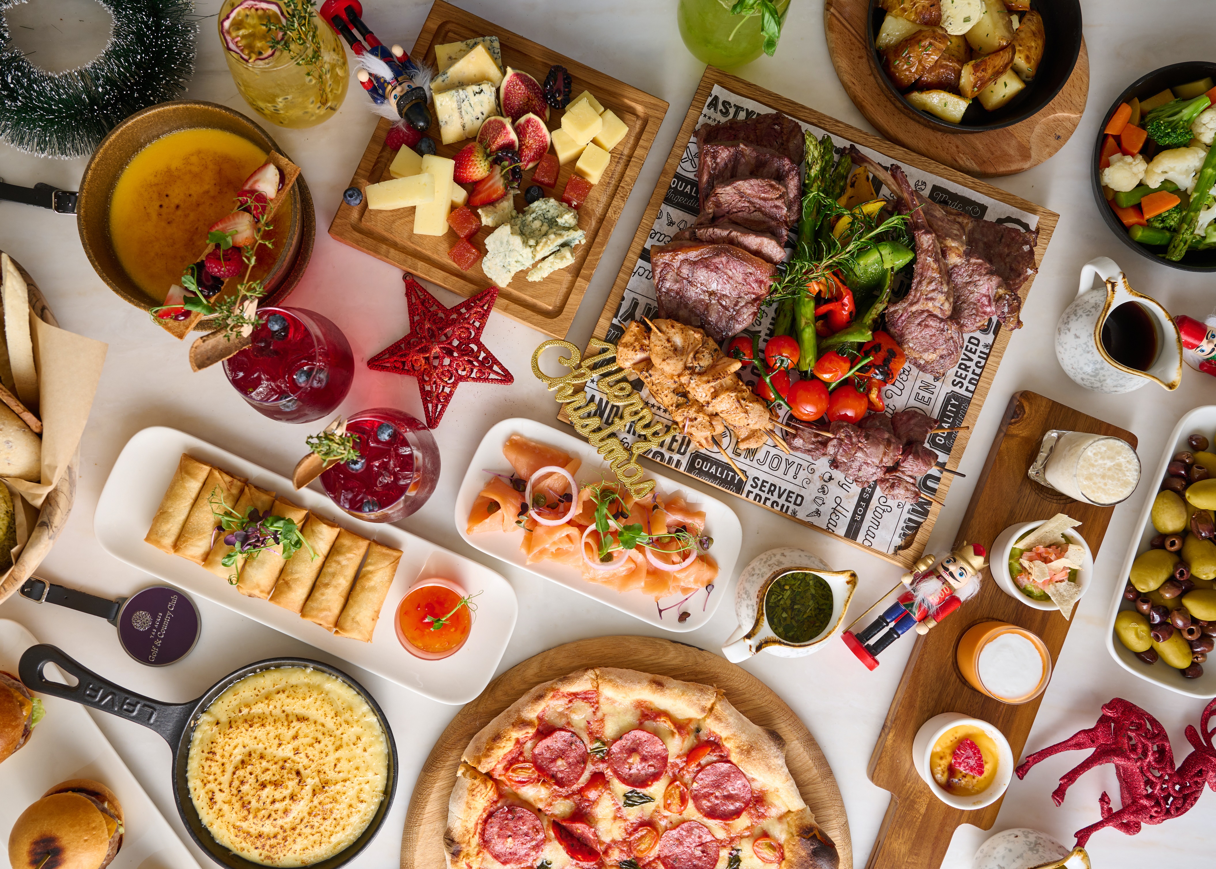 Roots Bar & Kitchen: Yas Acres Golf & Country Club, Abu Dhabi